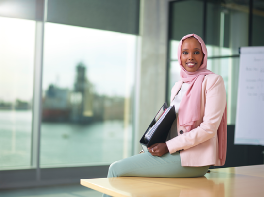 Legal, Insurance & HR Services Specialist - 15 maanden